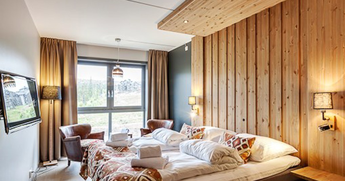 SKISTAR LODGE TRYSIL DOUBLE ROOM MOUNTAIN VIEW (18)